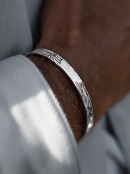 EXCLUSIVE UNISIZE CUFF IN SILVER - Jewelry for Men – Vacier US