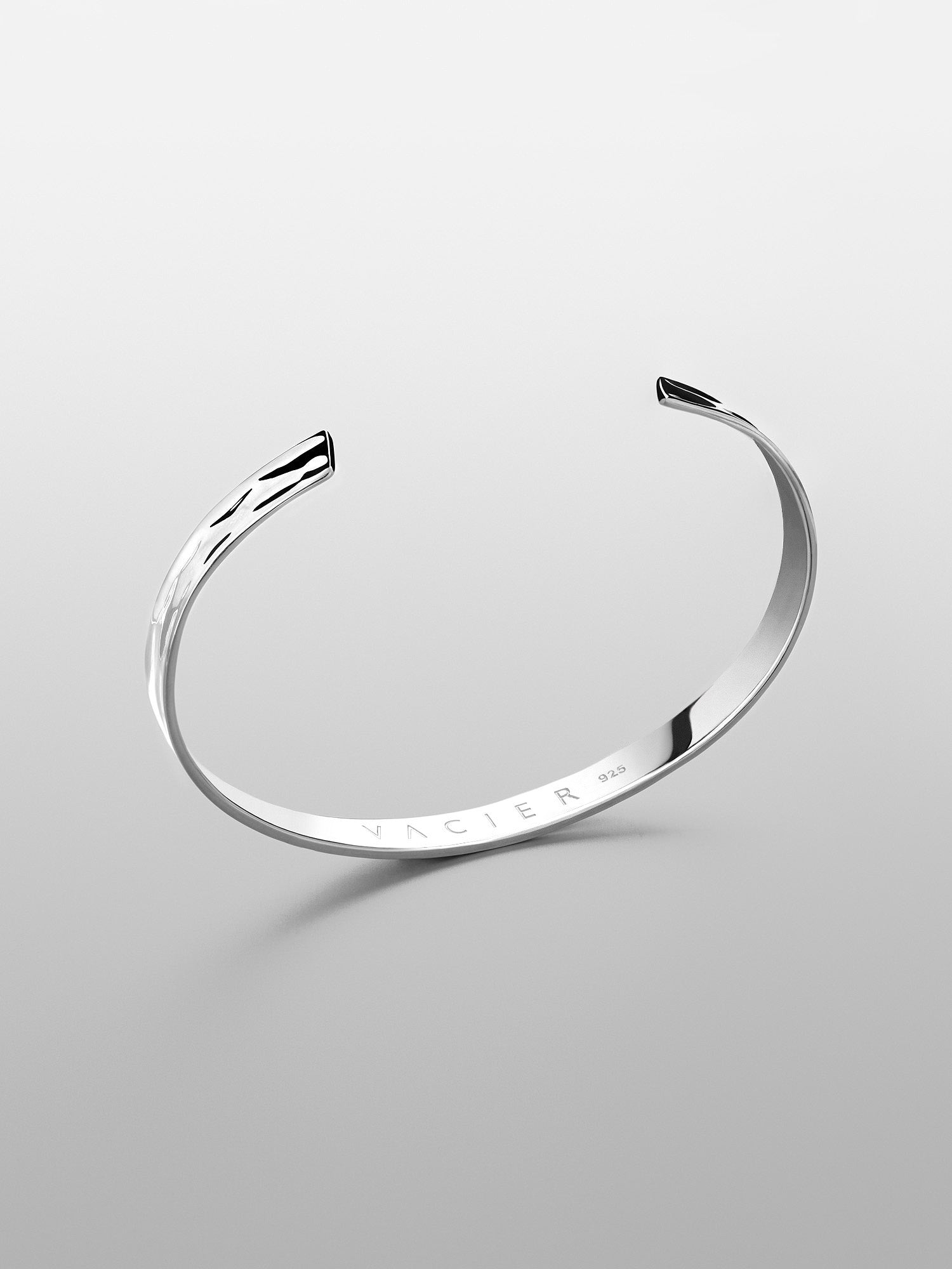 EXCLUSIVE UNISIZE CUFF IN SILVER – vacier-us